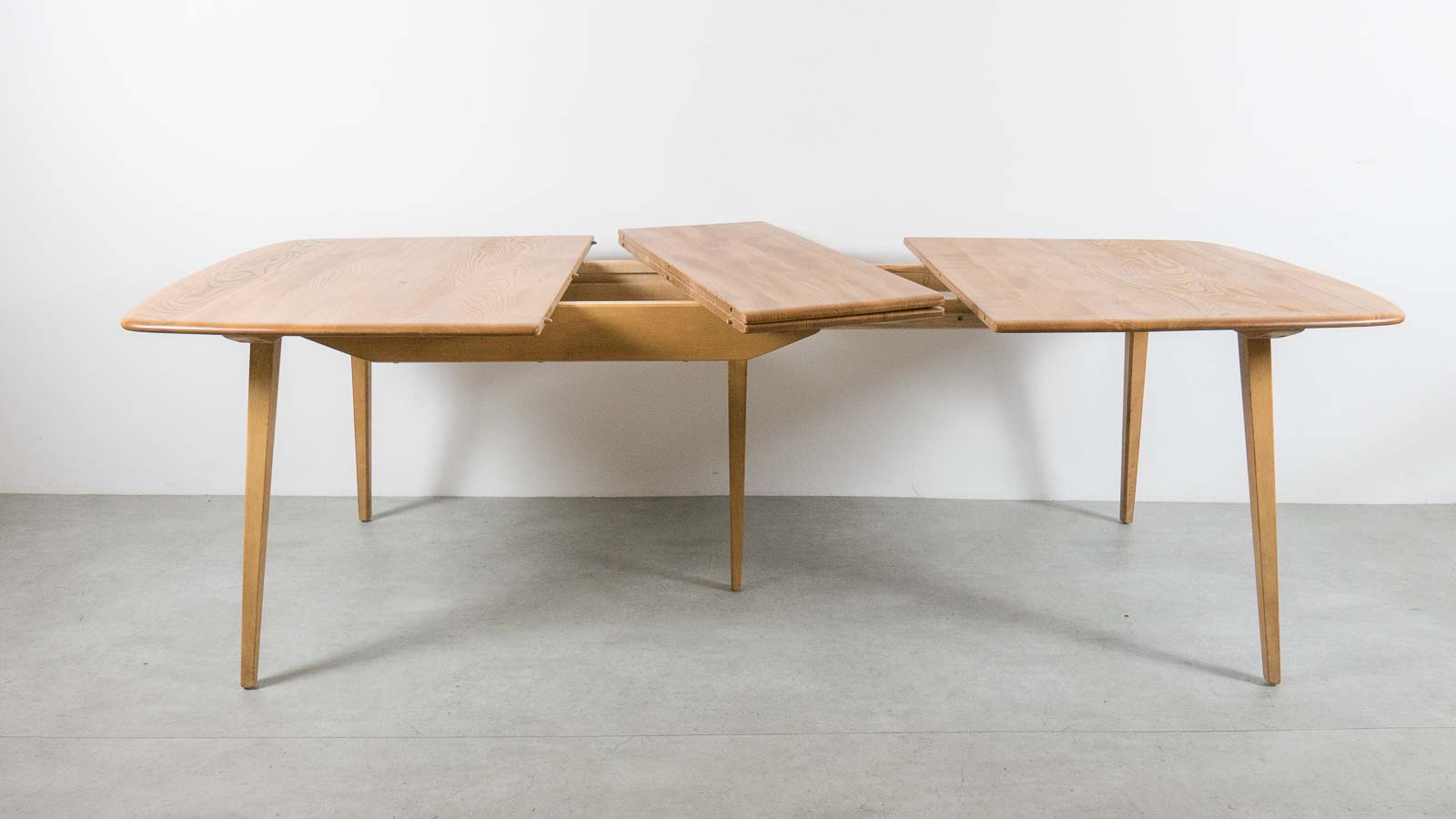 EBTD Rare Vintage Ercol Grand Windsor Dining Table everythingbutthedog