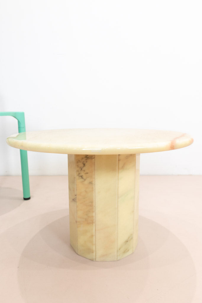 Cream Marble Coffee Table – everythingbutthedog